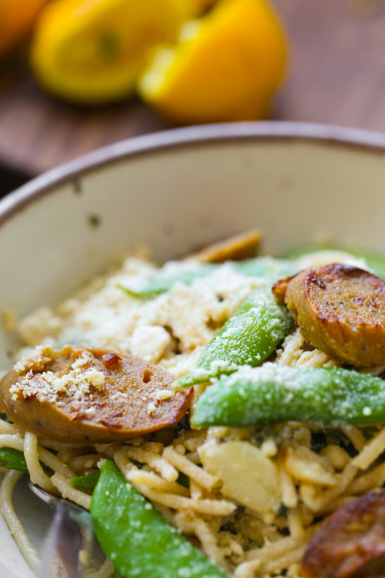 Lemon-Parmesan Garlic Snap Pea Pasta - HealthyHappyLife.com
