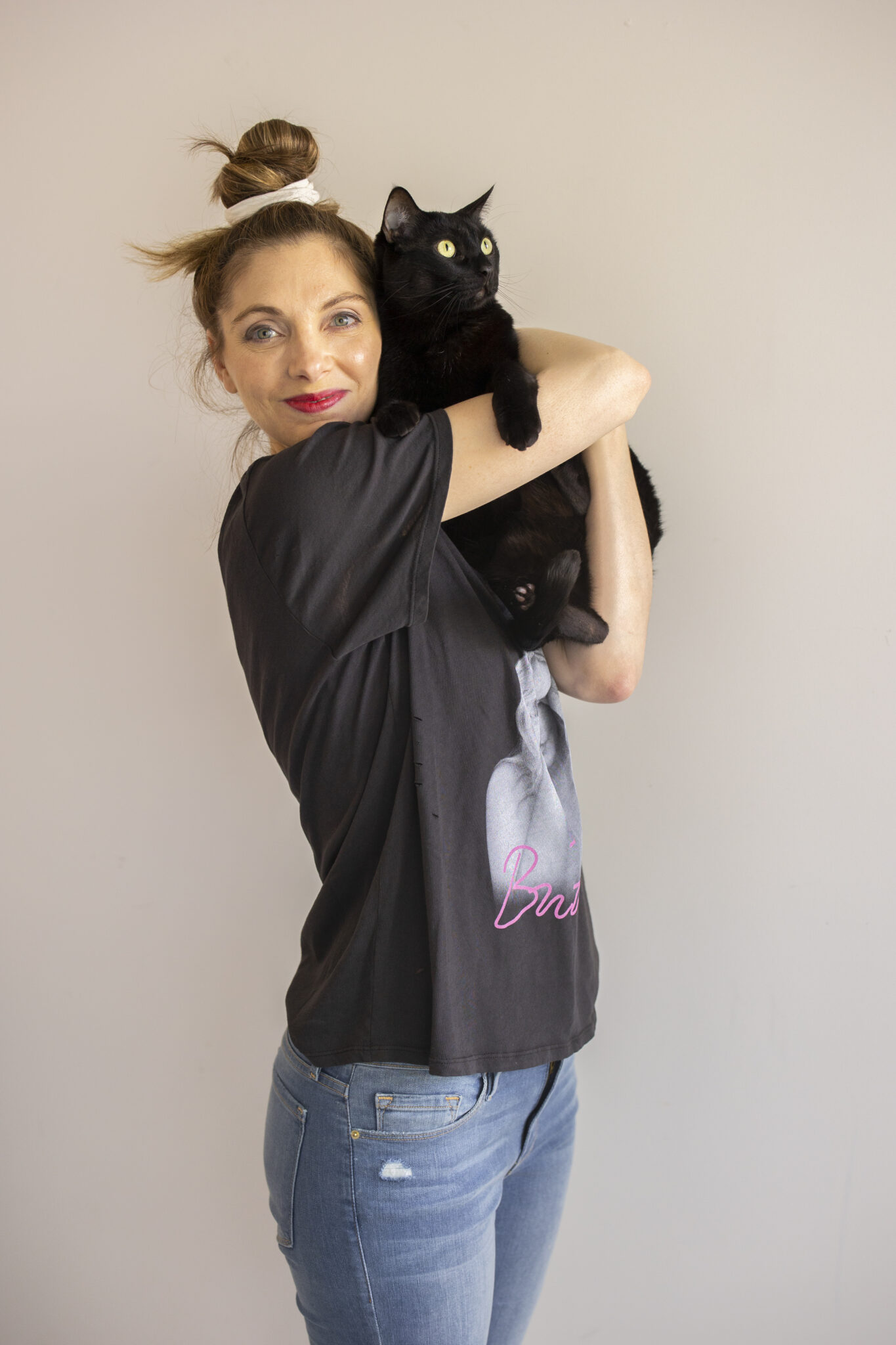 How I Found My Lost Cat - Tips to Help - HealthyHappyLife.com